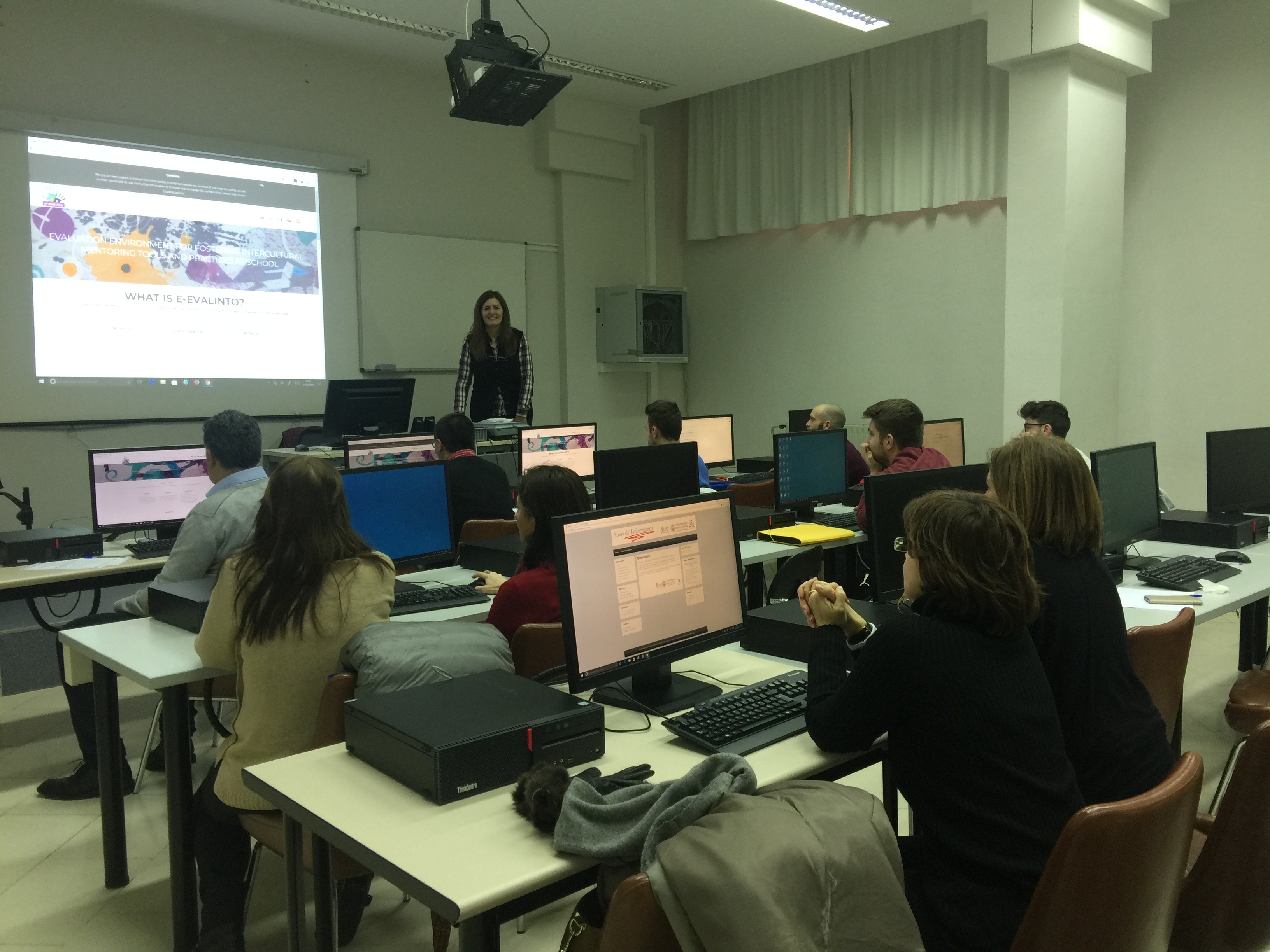 Teacher training session at the Faculty of Education – USAL – E-EVALINTO